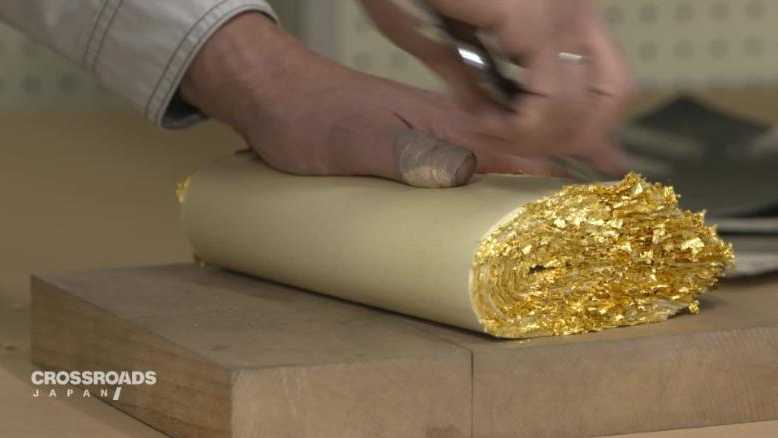 How gold leaf is made in Japan