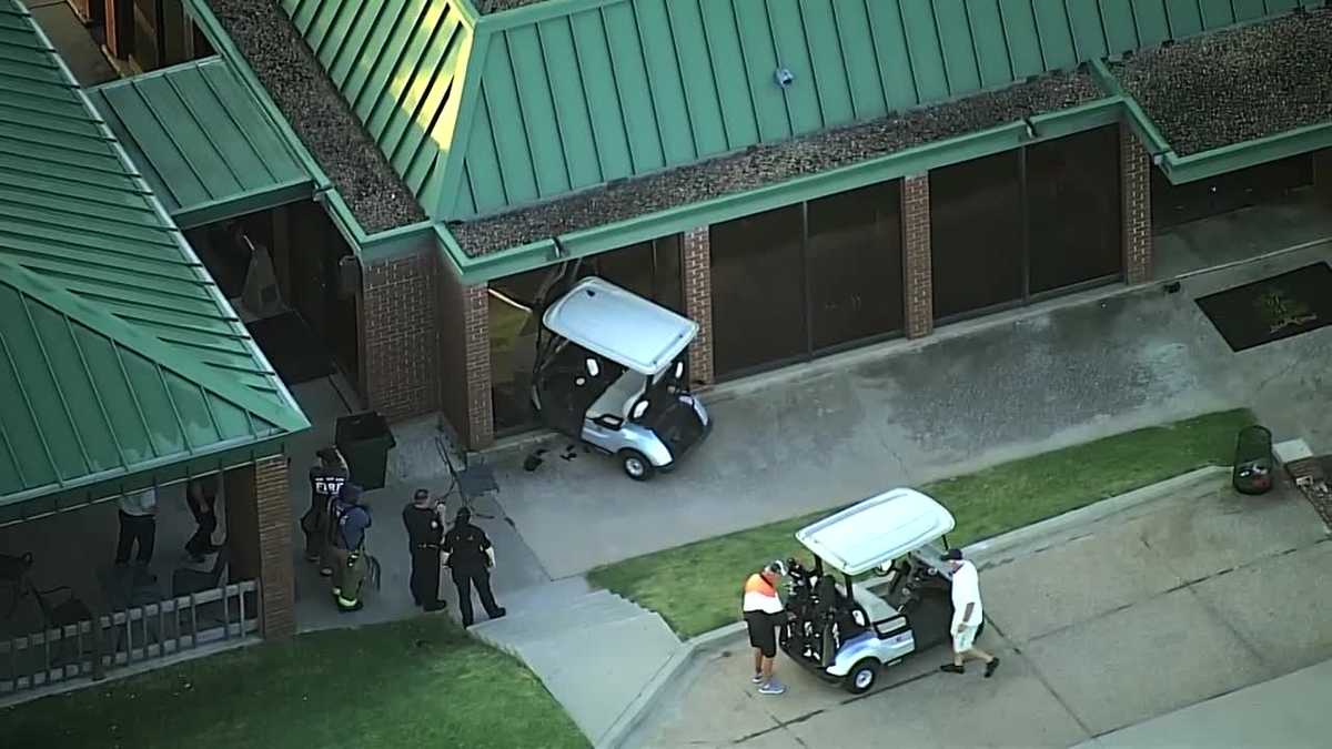 Driver crashes cart into Midwest City golf course's pro shop