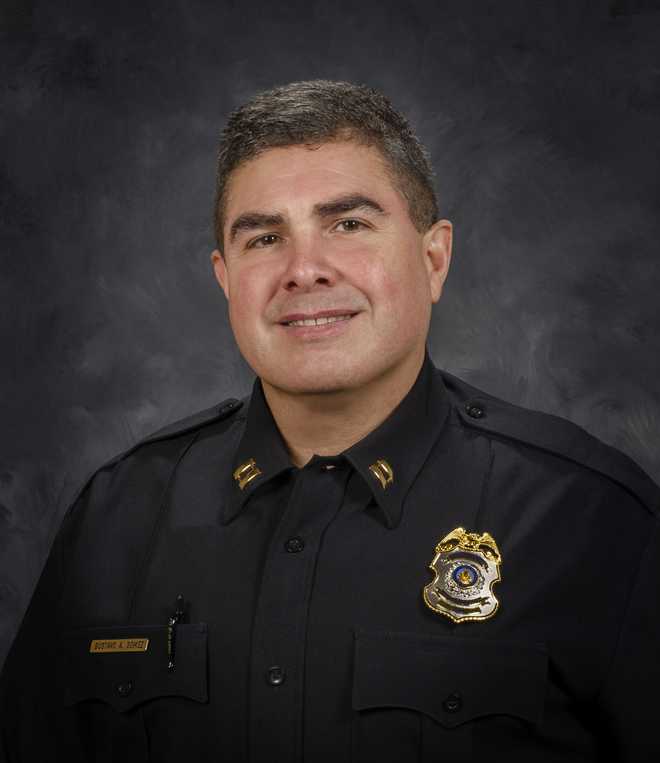 Albuquerque police place commander on leave
