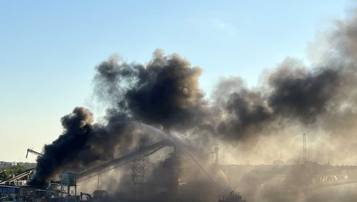 Conveyer belt fire causes heavy smoke along Savannah River