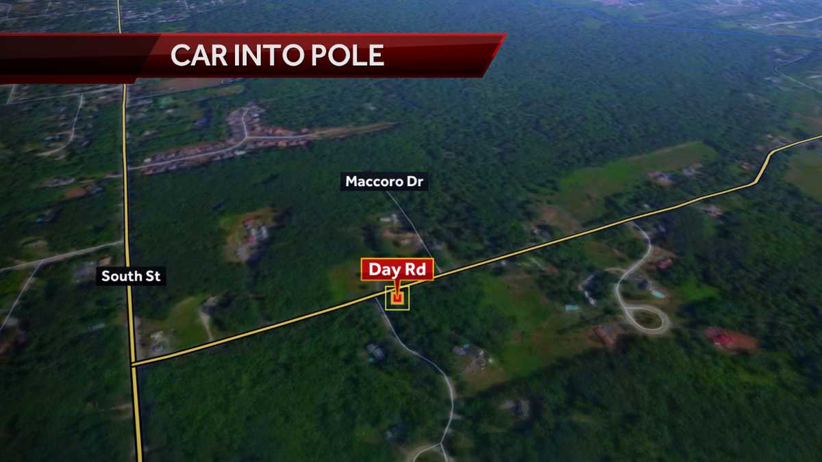 Minor injuries after car crashes into pole in Gorham