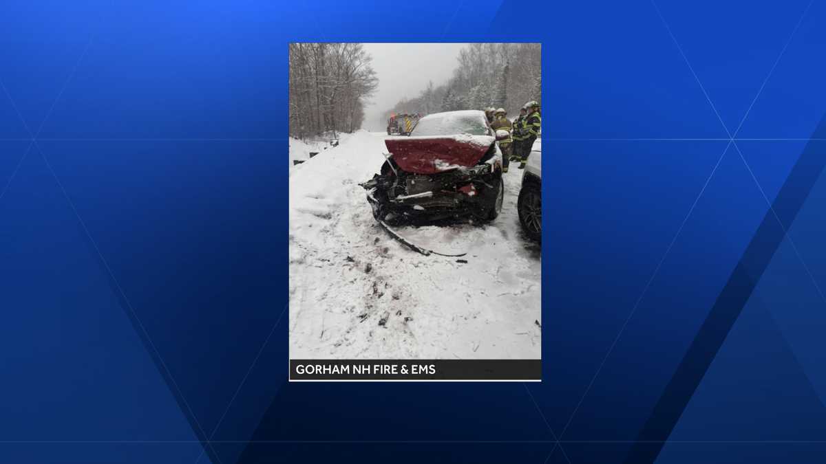 Gorham fire crews respond to crash amid Friday snowfall