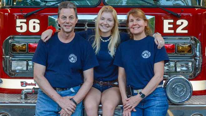 First female fire chief in Mass. announces retirement
