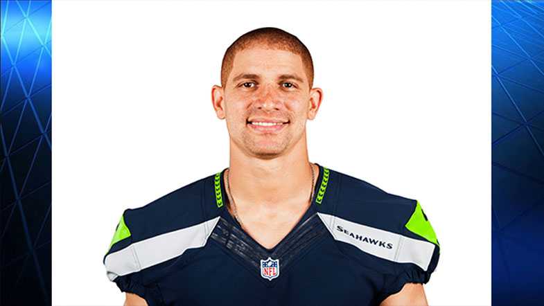 Jimmy Graham officially a Green Bay Packer