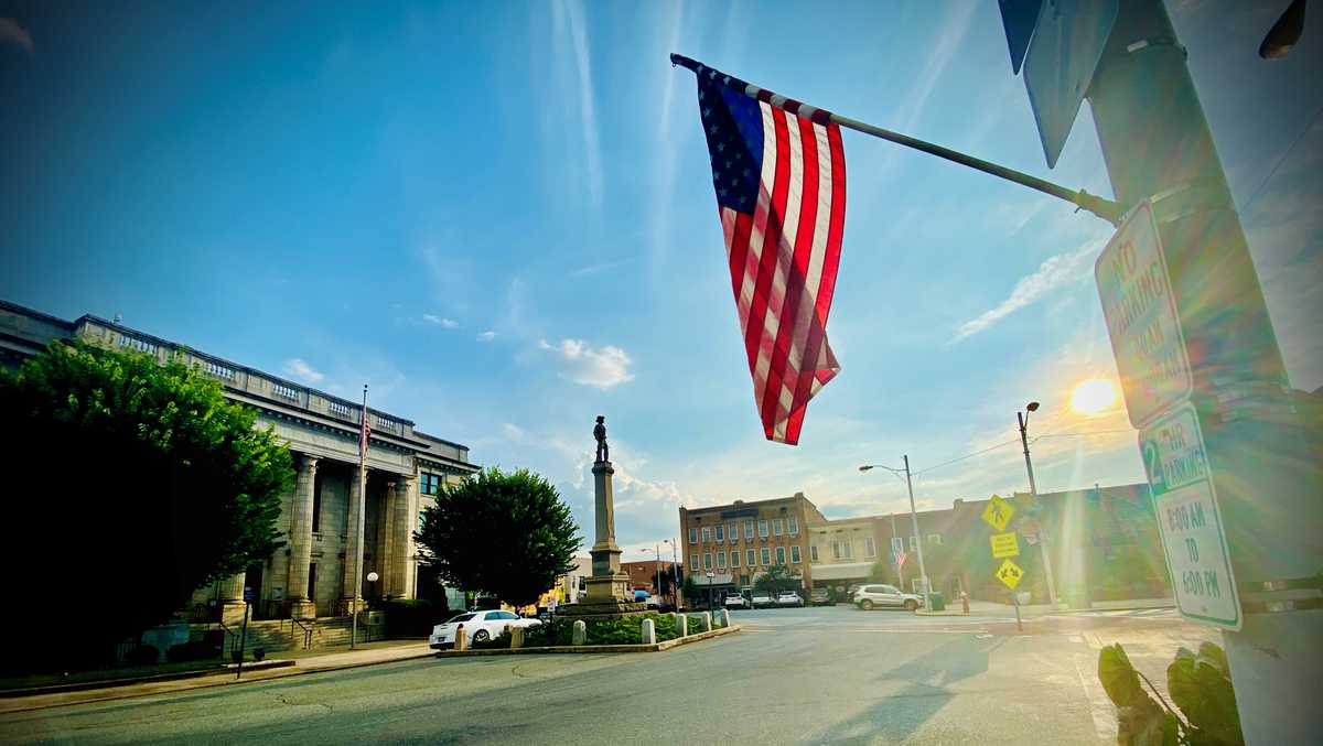 Federal court temporarily stops City of Graham's protest ban