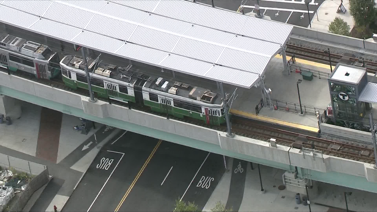 Green Line service resumes following derailment shutdown
