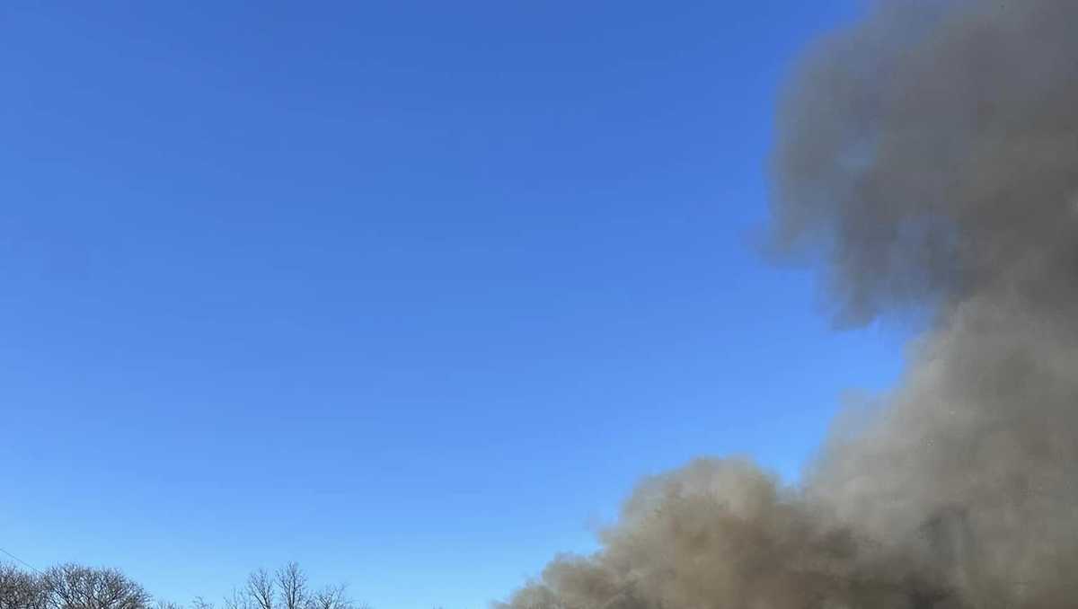 Photos: Large garage fire billows thick smoke in Franklin County, Pa.