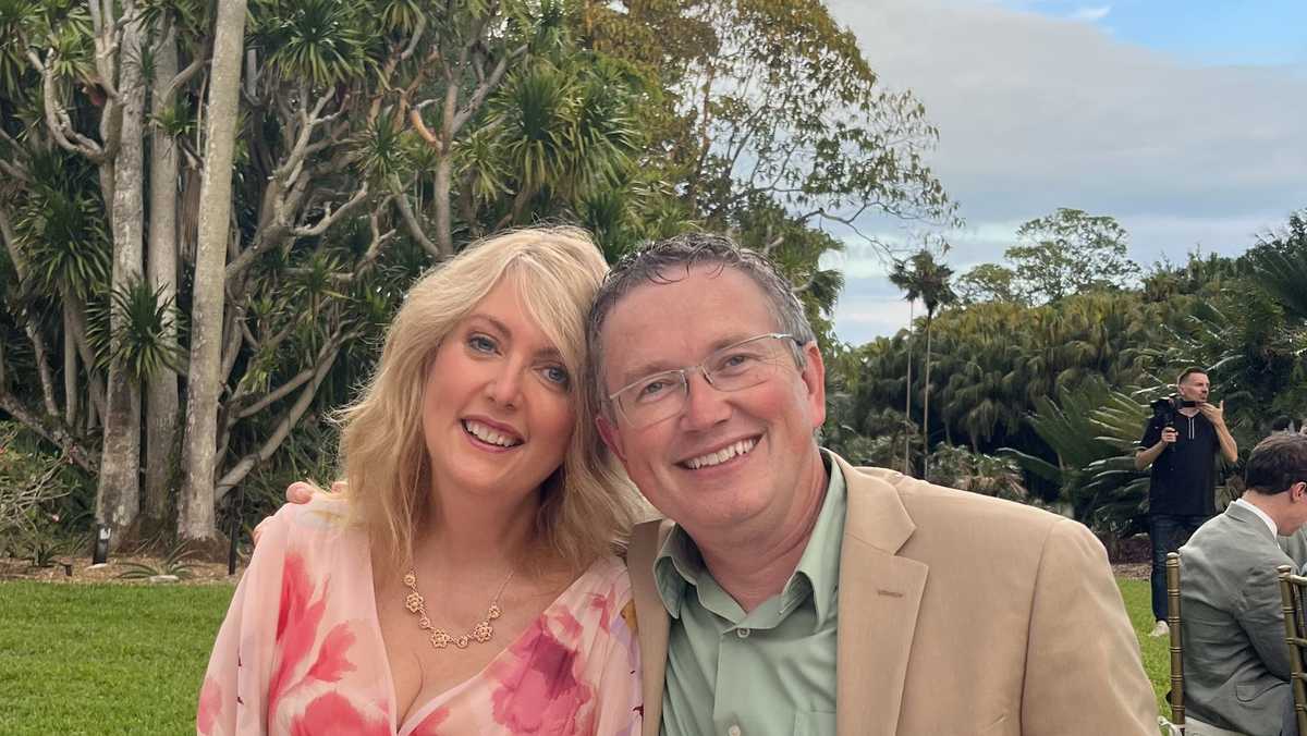 Rep. Thomas Massie's wife, Rhonda, has died