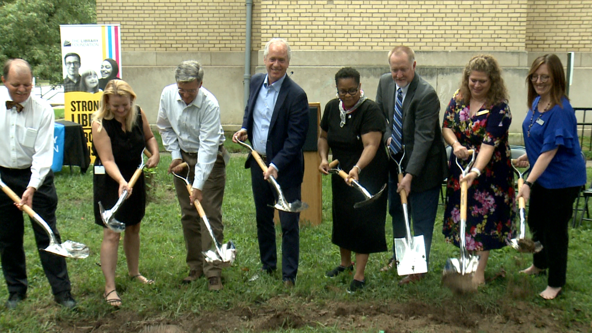 Community breaks ground on Portland Library