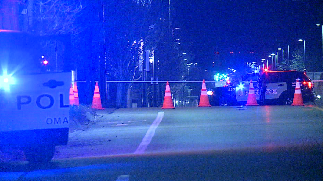 Rolling gun battle leads to police pursuit in Omaha