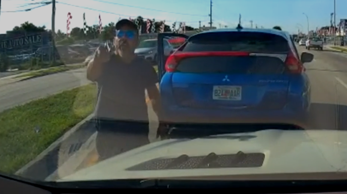 VIDEO: Driver pulls gun during Florida road rage incident