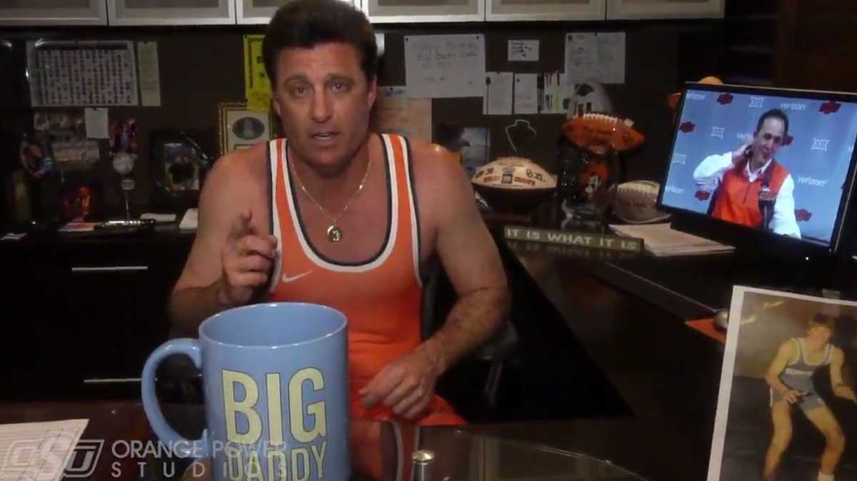 Mike Gundy sports singlet to promote big Oklahoma State wrestling meet