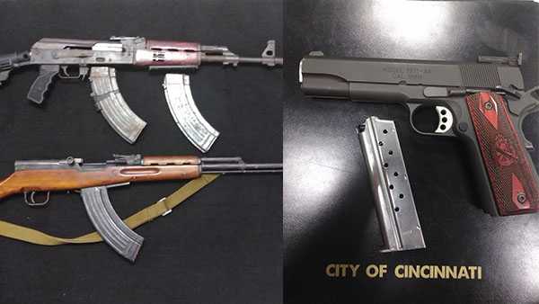 U.S. Marshals, CPD gang unit arrest fugitive in gun bust