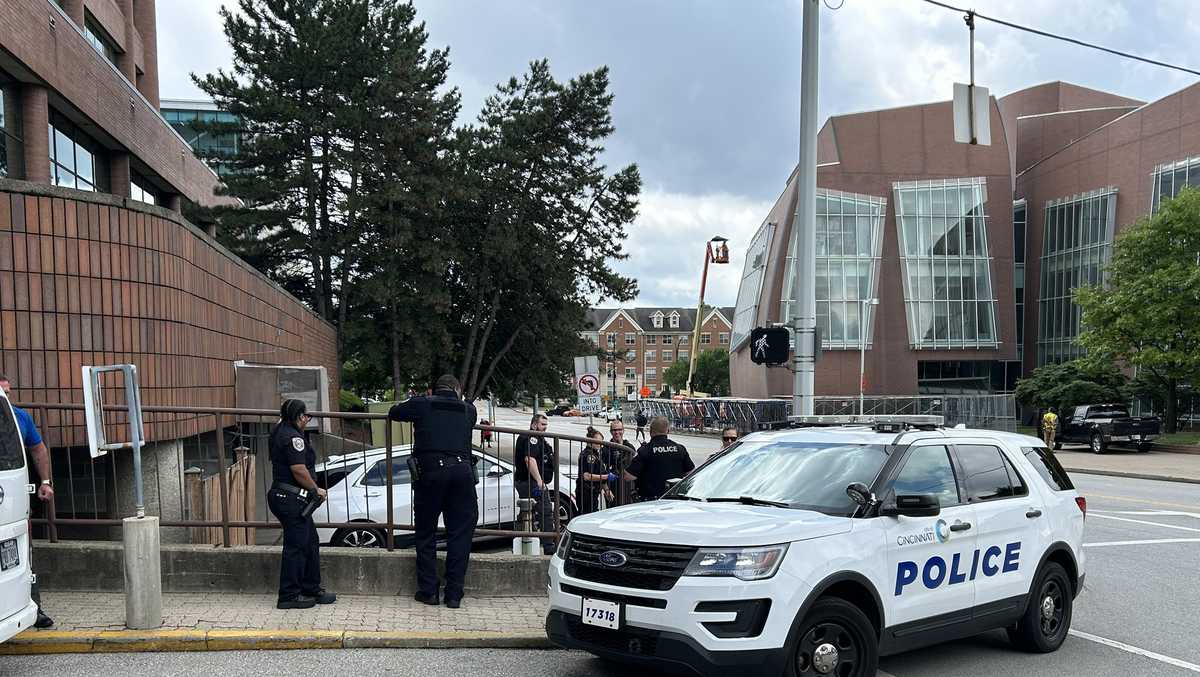 Weapon recovered after report of armed person prompts lockdown at UC ...