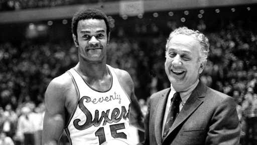 First player to have 76ers jersey number retired dies