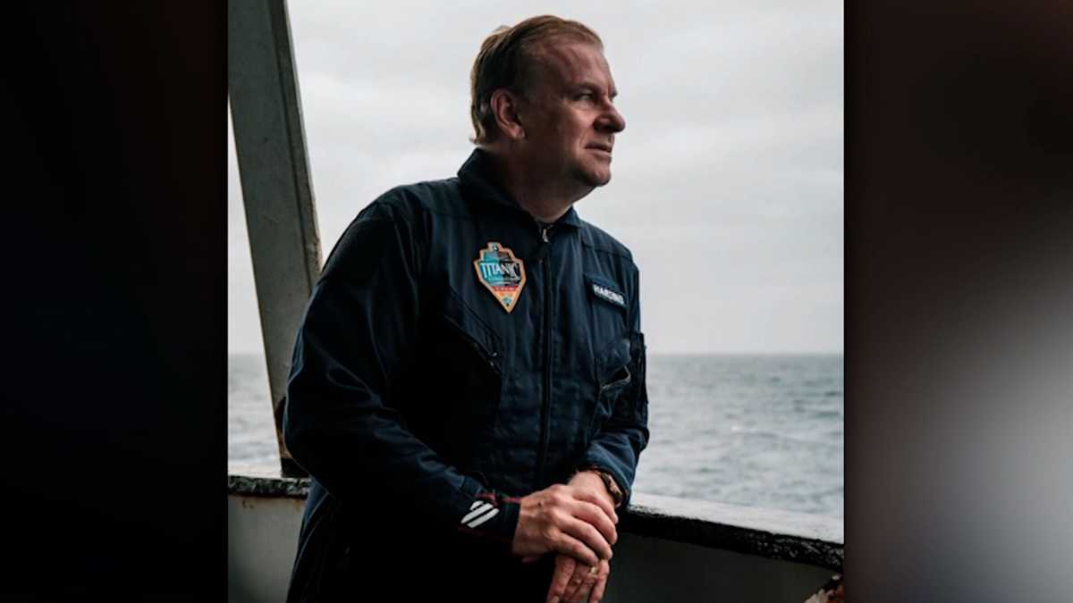 Billionaire adventurer among 5 on missing sub heading to Titanic
