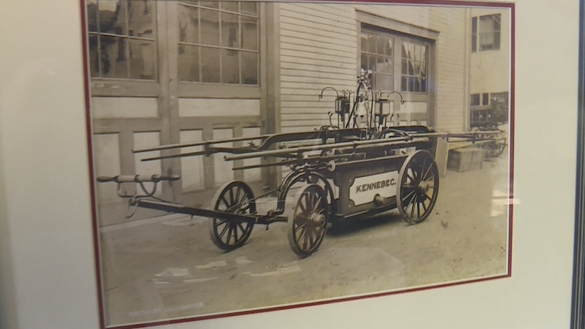 Bath firefighters raising funds to restore hand tub from 1800s