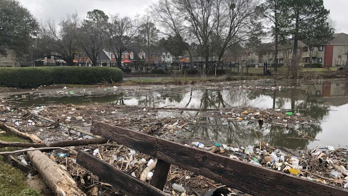 Trash left behind by flooding 'is unbelievable,' governor says