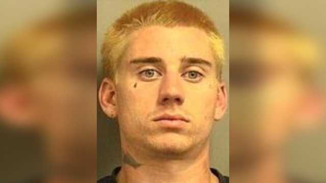 Man with many facial tattoos arrested in Florida