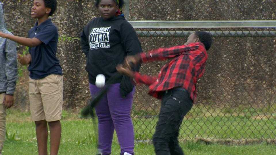Orioles teach city school students lessons in baseball, life