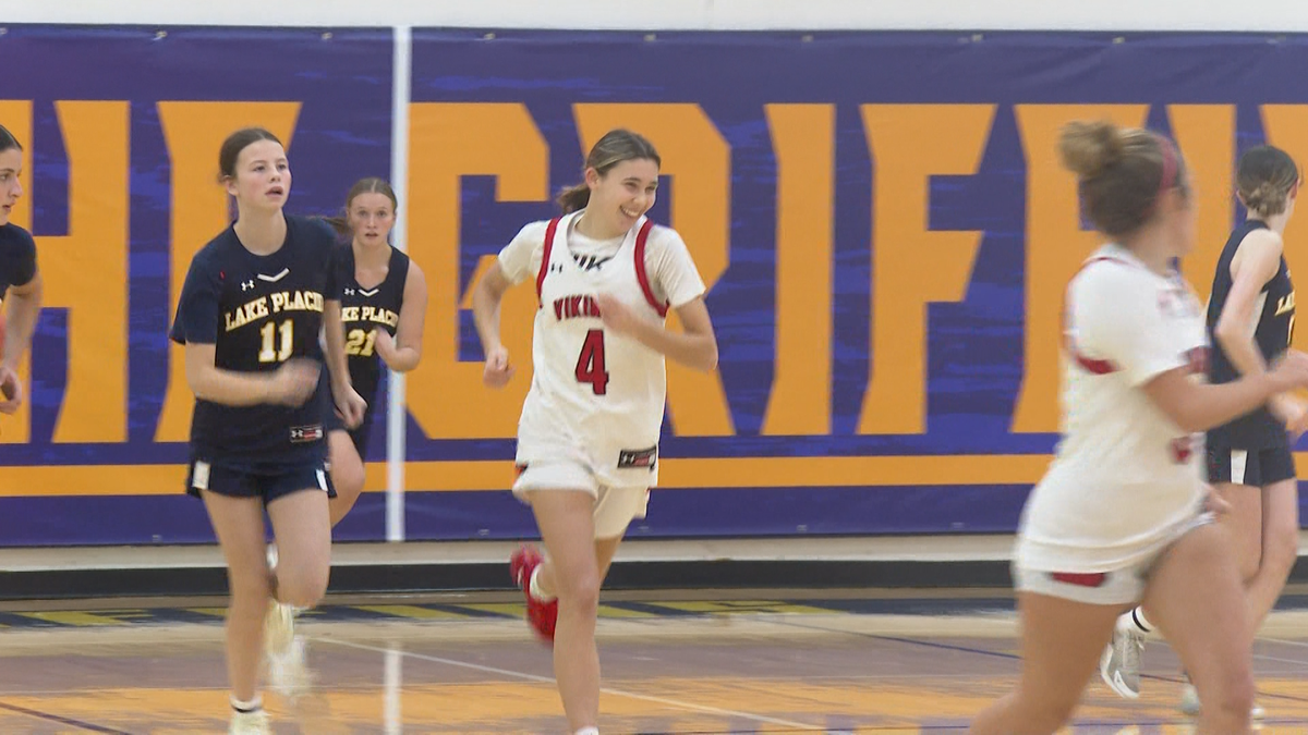 Moriah's Emma Harrington steals first NBC 5 Play of the Week honors in ...