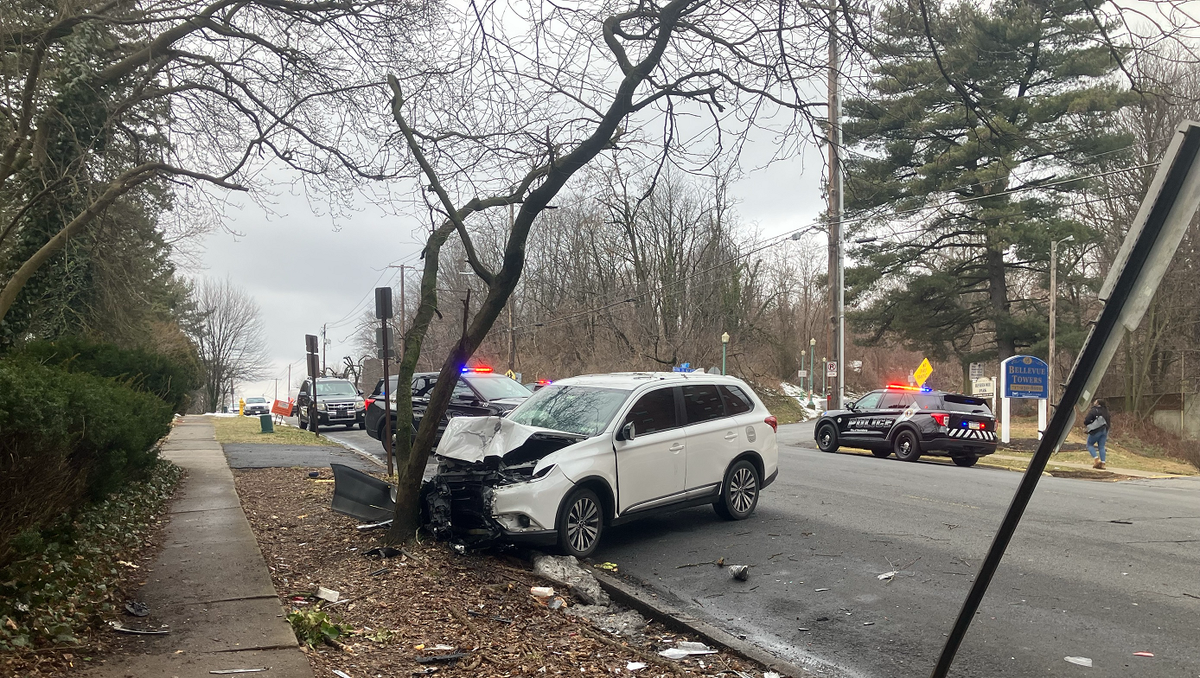 Gunshots, crash on Market Street in Harrisburg under investigation