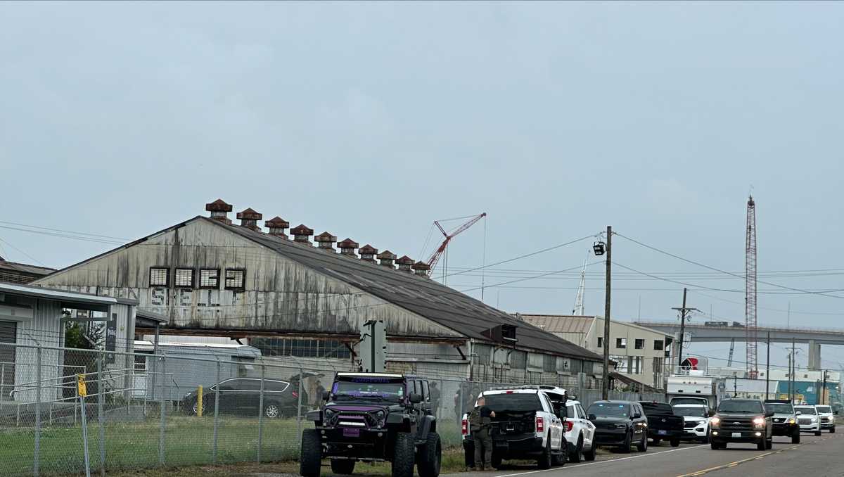 JPSO arrest 1, search for another burglary suspect in Harvey