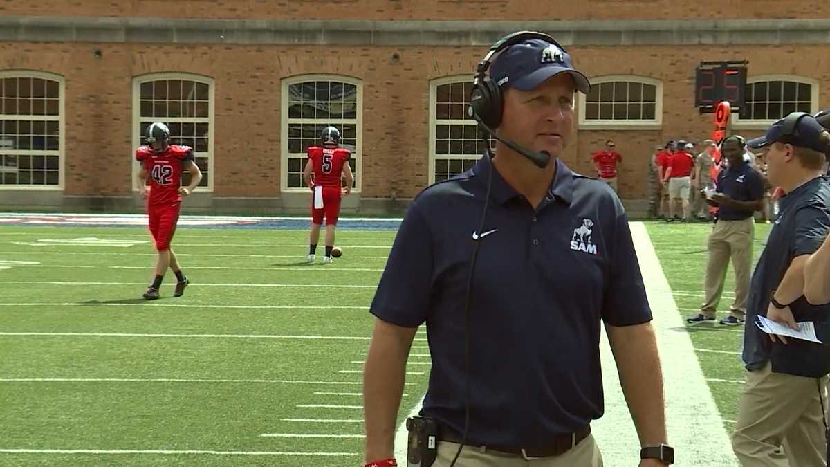 Samford signs Hatcher to contract extension