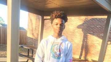 Mother of teen shot and killed in Edwards demanding justice