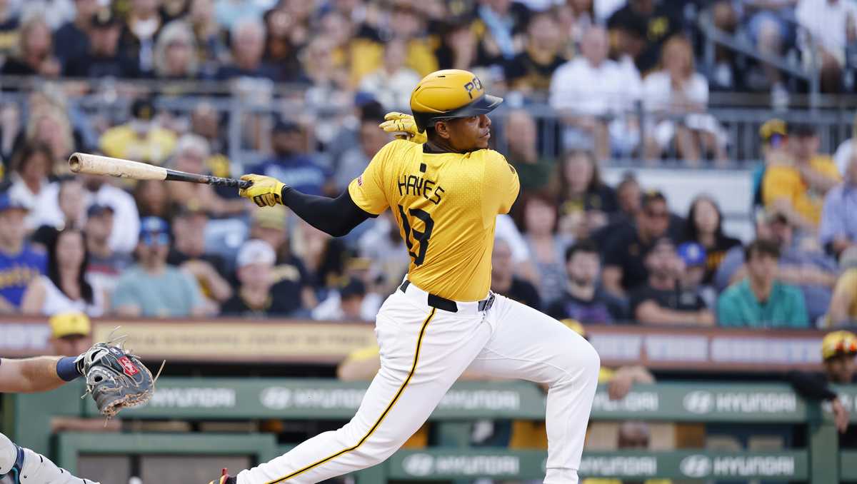 Pirates Ke'Bryan Hayes nearly pain-free after chronic back issues