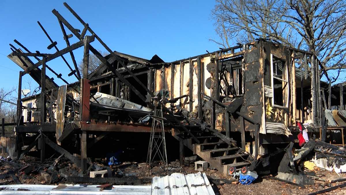 Rogers family loses home in fire two days before Thanksgiving