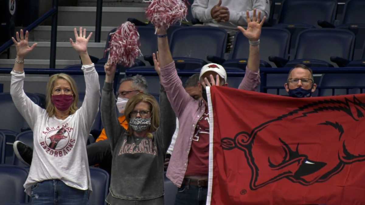 Hogs fans react to NCAA Tournament announcement
