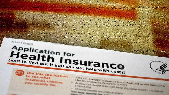 California legislature OKs health insurance mandate