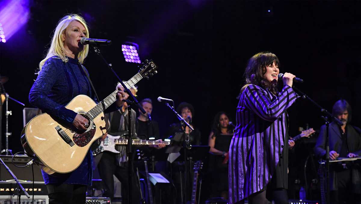 Heart reunites for a world tour and a new song