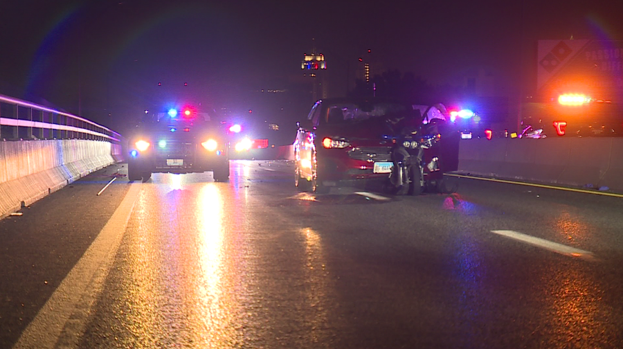 1 person killed in accident on Heart of America Bridge