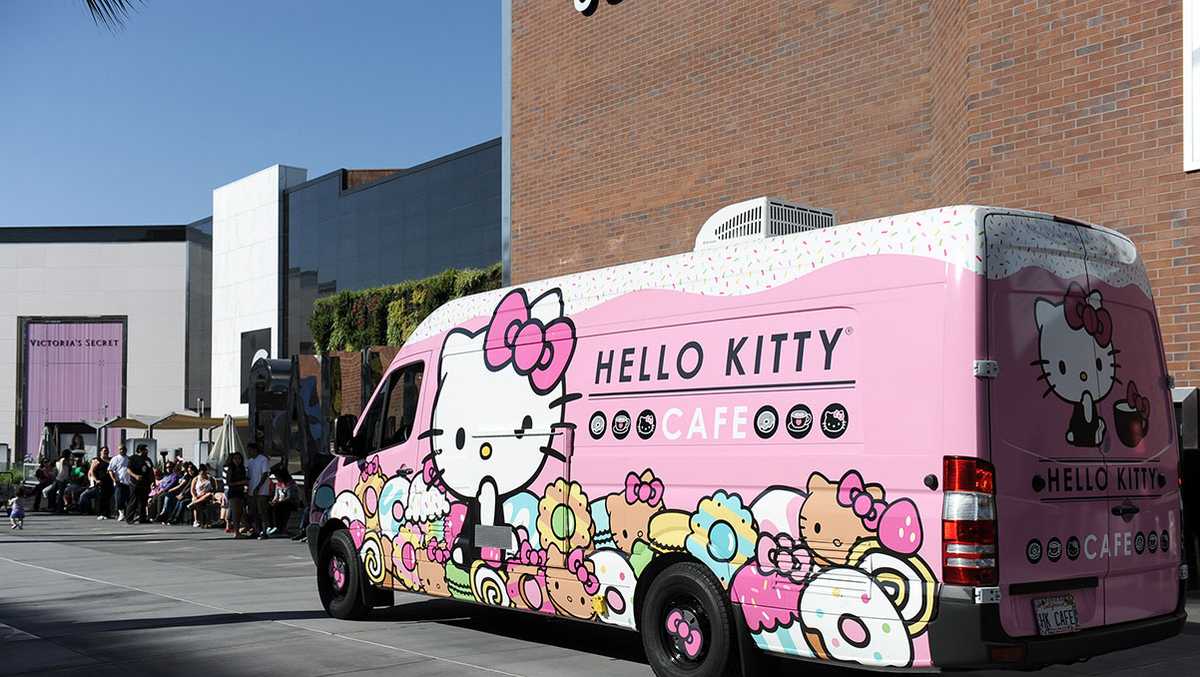 Hello Kitty Cafe Truck will be in Kansas City on Saturday
