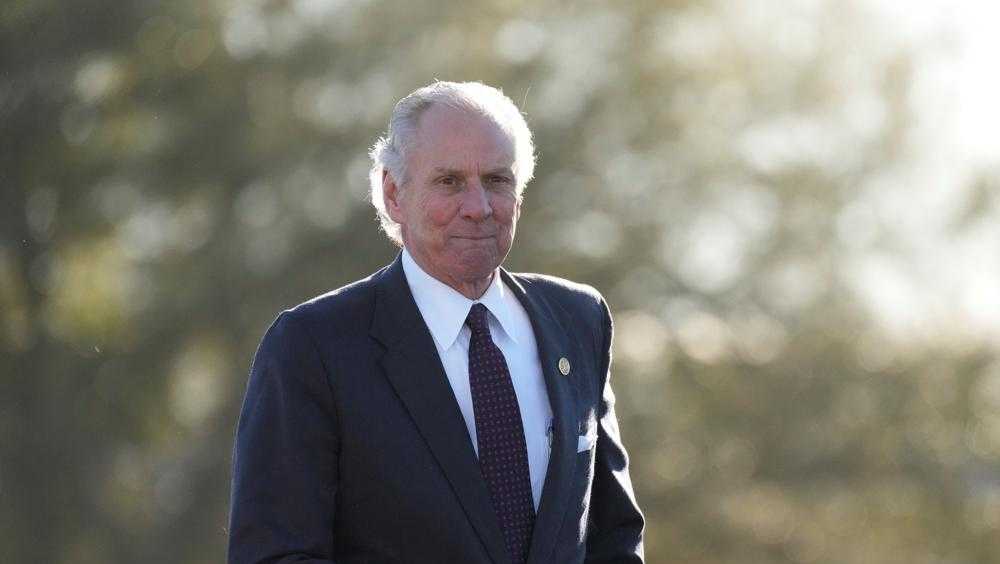 South Carolina's Henry McMaster looks for record run as governor