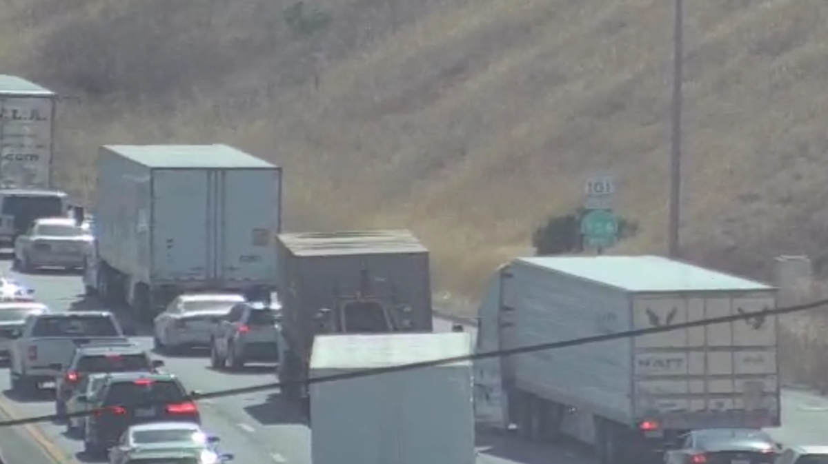 Northbound Highway 101 in California closed due to deadly crash