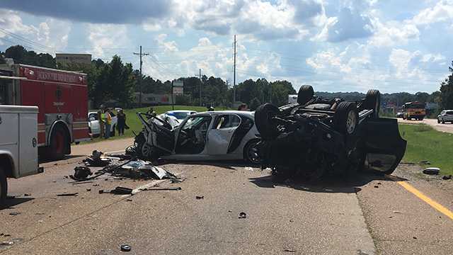 Injuries reported in multi-vehicle crash on Highway 18