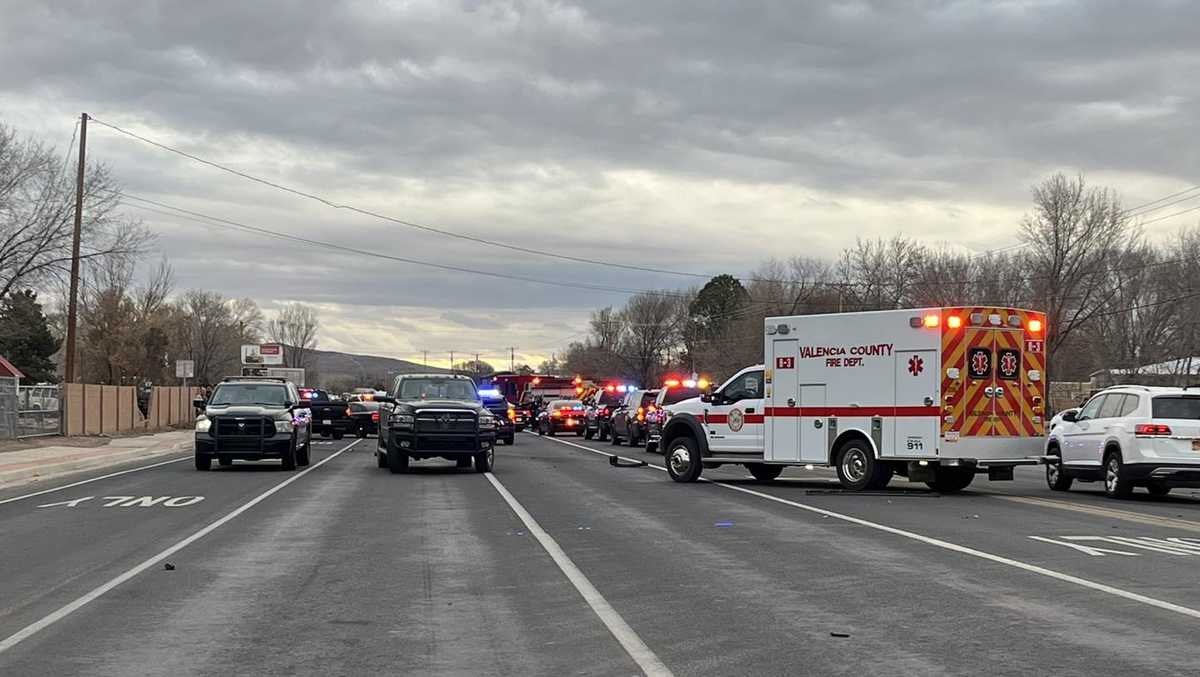 Highway 47 reopened in Valencia County after crash