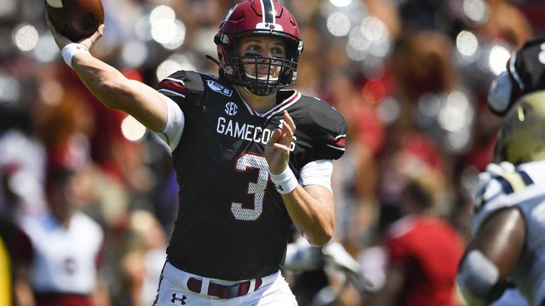 'The State' newspaper apologizes over headline about Gamecocks' quarterback