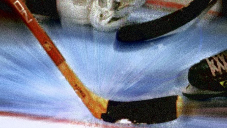 Finally! Michigan hockey team wins, snaps 70-game losing streak