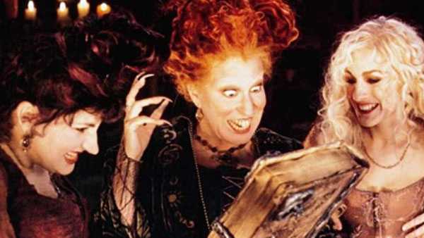 Louisville park showing 'Hocus Pocus' at pop-up drive-in