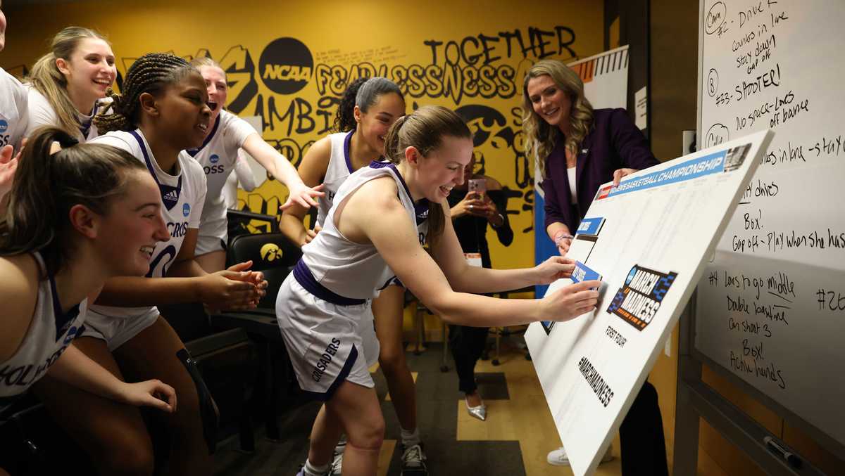 Holy Cross to face No. 1 seed Iowa in NCAA basketball tournament