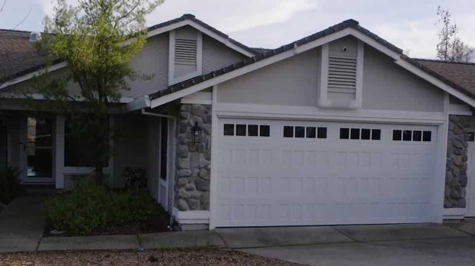 Homeowners struggle amid California insurance crisis