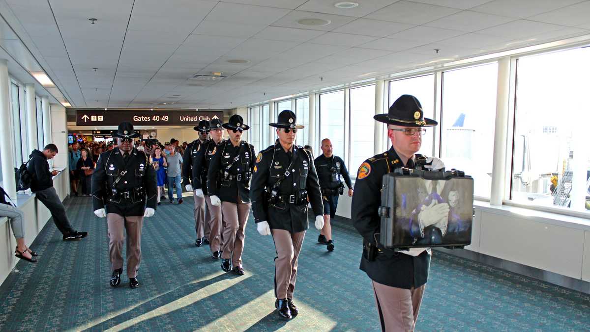 U.S. Honor Flag arrives in Orlando ahead of trooper's funeral