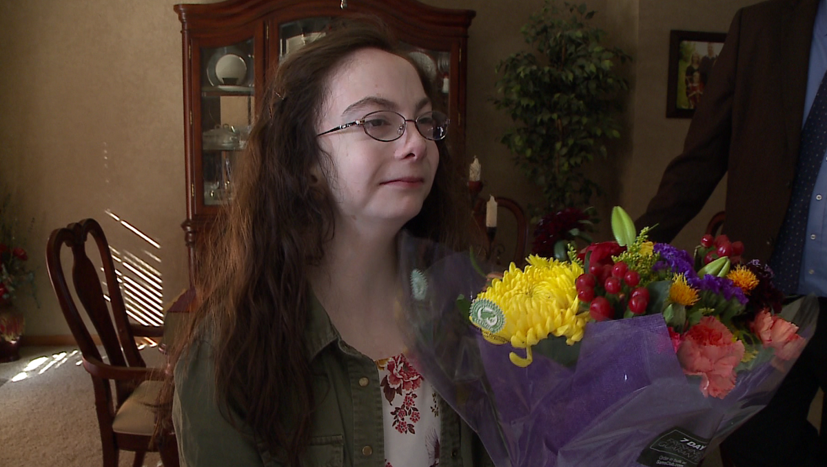 Young woman named Hope receives award from Sokol Scholarship