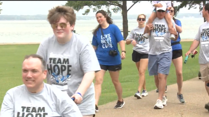 Hope Walk raises thousands for Huntington's Disease research