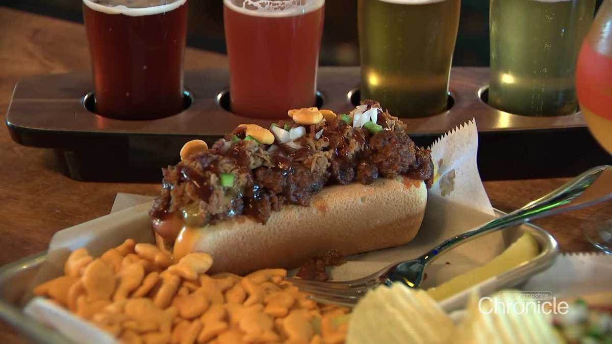 NH Chronicle: Hot dogs at Puppy Love Hot Dogs, Junkyard Dogs
