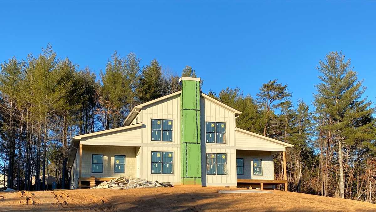 Nonprofit group creates housing for licensed foster care families